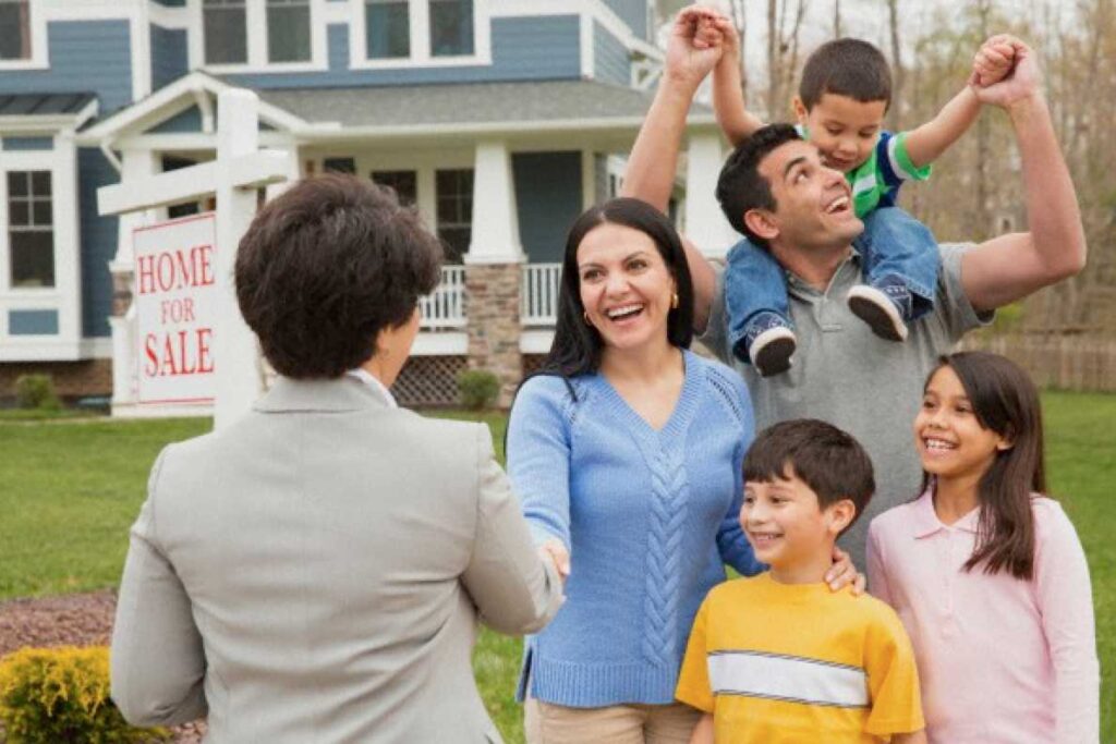 Razones para Comprar Casa en Buen Momento | Acción Latina