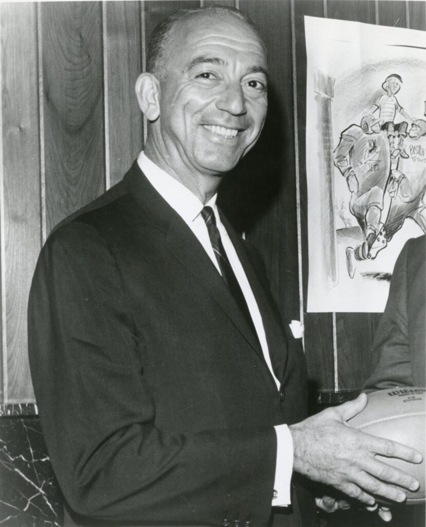 Chevron Decide Comprar a la Petrolera Hess | Acción Latina